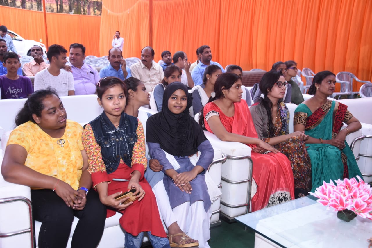 Official Website of One District One Product Uttar Pradesh / Bareilly